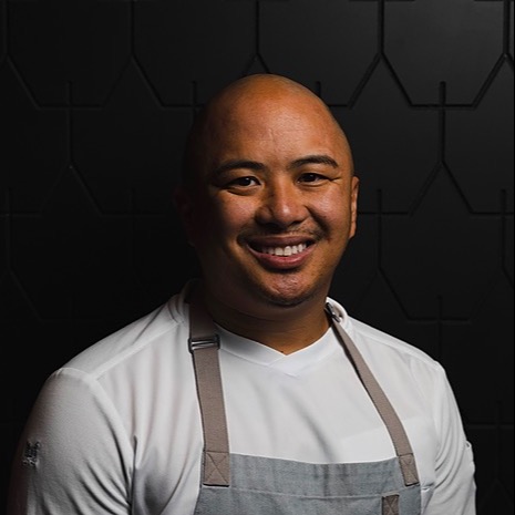 Chef Mike Collantes | Instagram | Linktree