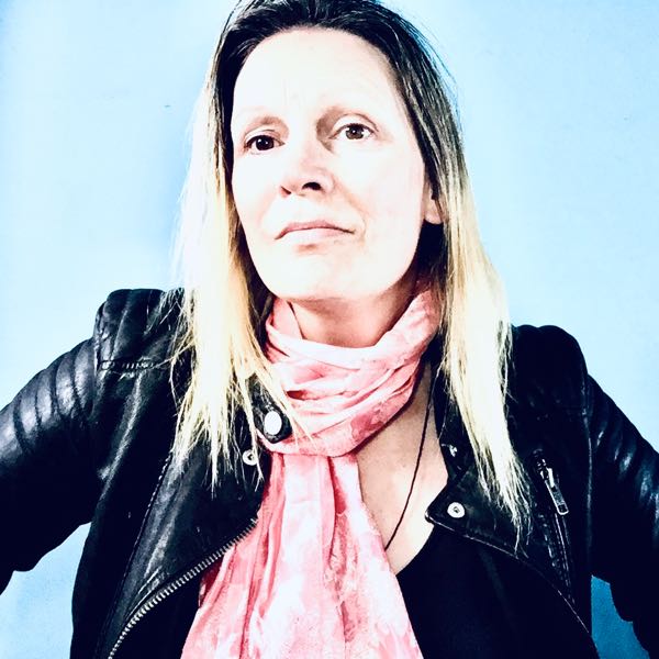 Donna Faulkner : Poet & Writer | Twitter, Instagram | Linktree