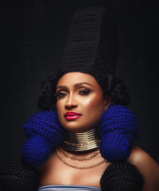 shady_blue | Twitter, Instagram, Facebook, TikTok | Linktree