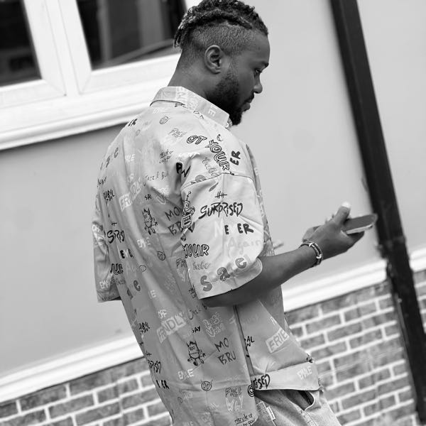 Preach love | Instagram, Spotify | Linktree