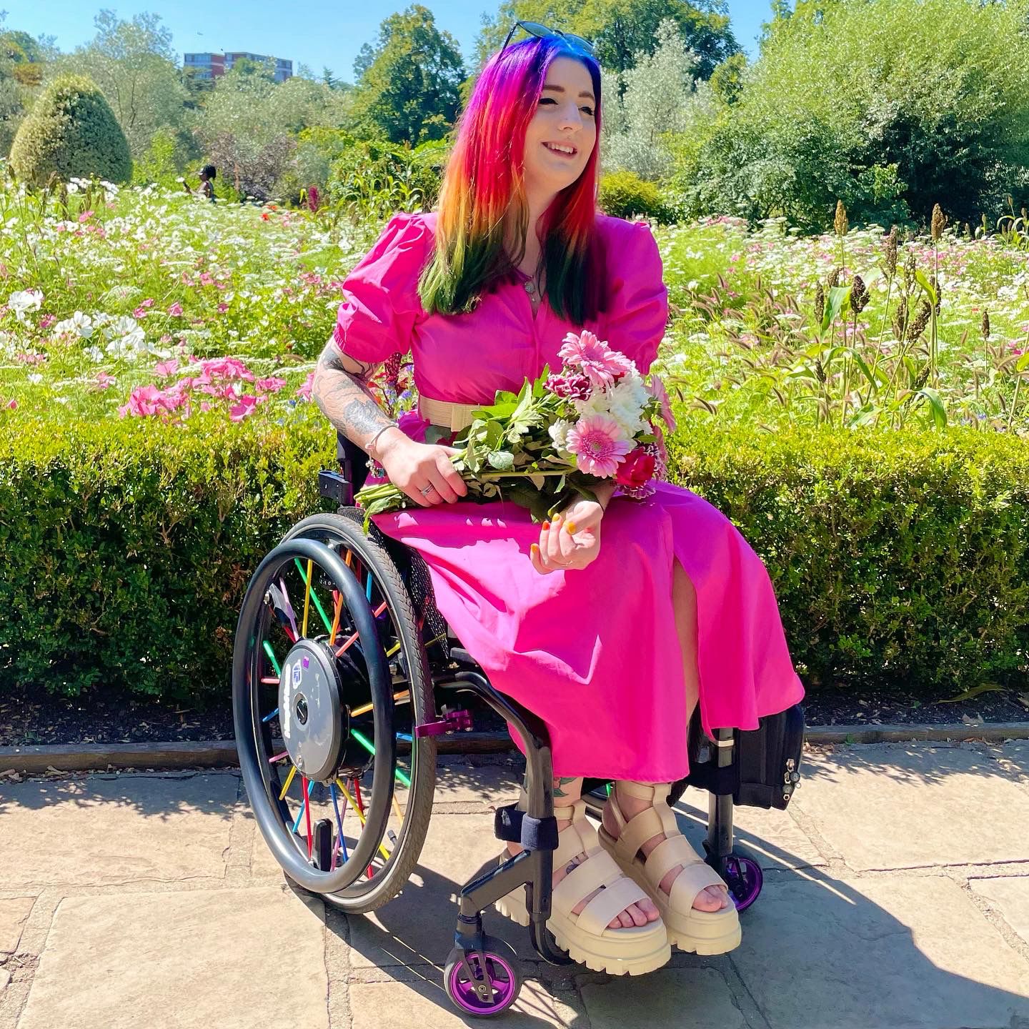 Disabled_Eliza | Twitter, Instagram, TikTok | Linktree