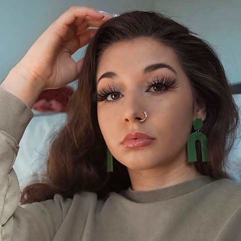 Avery Doreen - Listen on YouTube, Spotify, Apple Music - Linktree