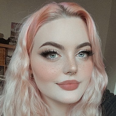 ilirea | Twitter, Instagram, Twitch | Linktree