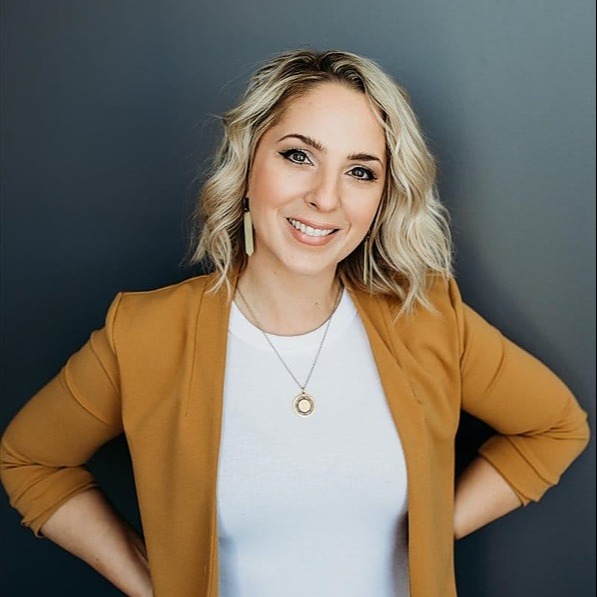 Alyssa Swenson | Instagram, Facebook | Linktree