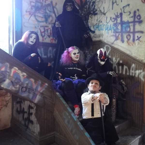 Realm of Oddities | Instagram, Facebook, TikTok | Linktree