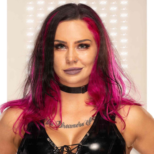 Tracy Nyxx | Twitter, Instagram, Facebook | Linktree