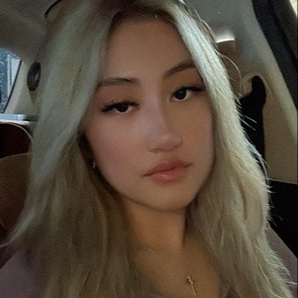 Katie | Twitter, Instagram, TikTok, Twitch | Linktree