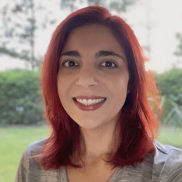 Renata Pacheco | Twitter, Instagram, TikTok | Linktree