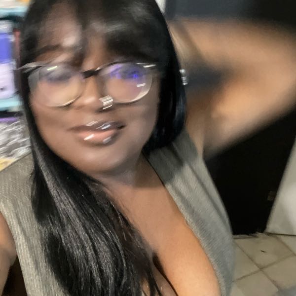 Keyera | Instagram | Linktree