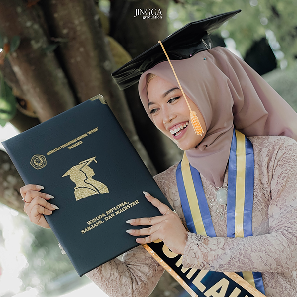 Jingga Graduation | Linktree