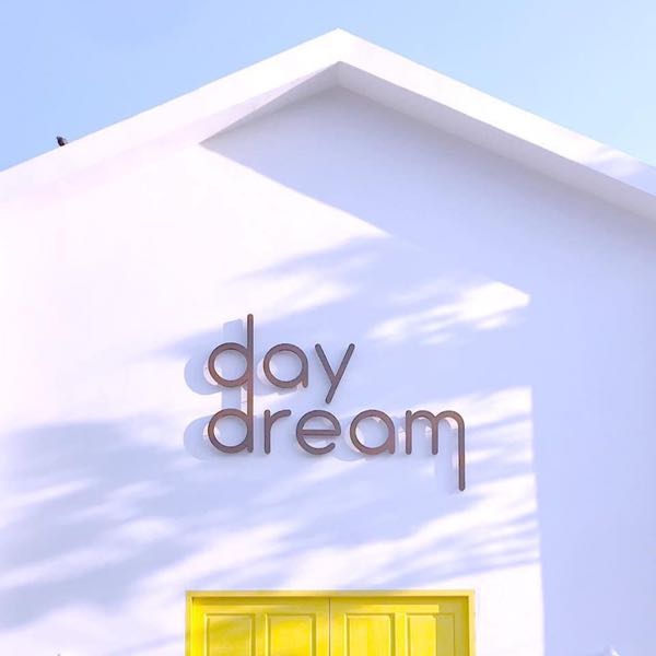 daydream cafe | Linktree