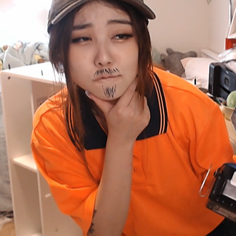 @hanavocado | Twitter, Instagram, Twitch | Linktree