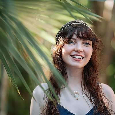 LEANNA | Instagram, TikTok, Twitch | Linktree