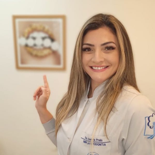 Dra Daniela Prado | Instagram, Facebook, TikTok | Linktree