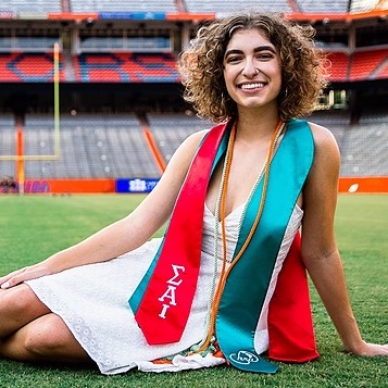 CadyCasellas | Twitter, TikTok | Linktree