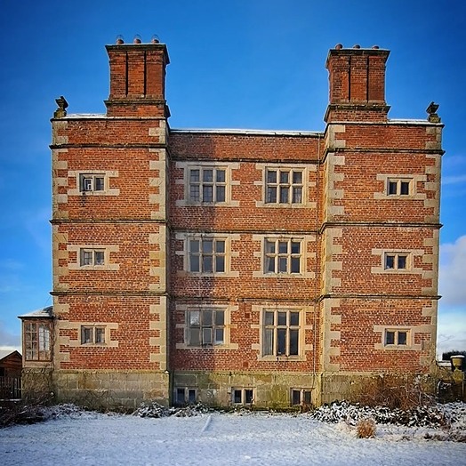 SOULTON HALL | Twitter, Instagram, Facebook | Linktree