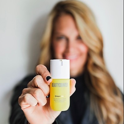 ANGIE BLOOM | Instagram, Facebook | Linktree