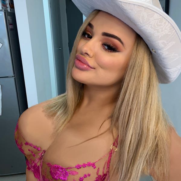 Selena Skye - Find Selena Skye Onlyfans - Linktree