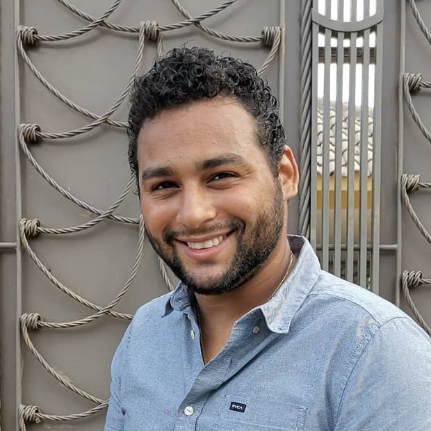 Claudio Corona | Twitter, Instagram | Linktree