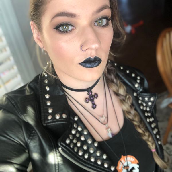 v00d00haze | Twitter, Instagram, TikTok, Twitch | Linktree