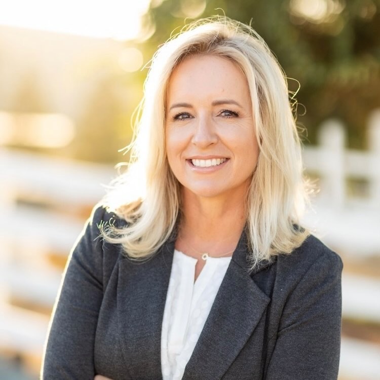 Erika Westhoff, M.A. REALTOR | Instagram, Facebook | Linktree