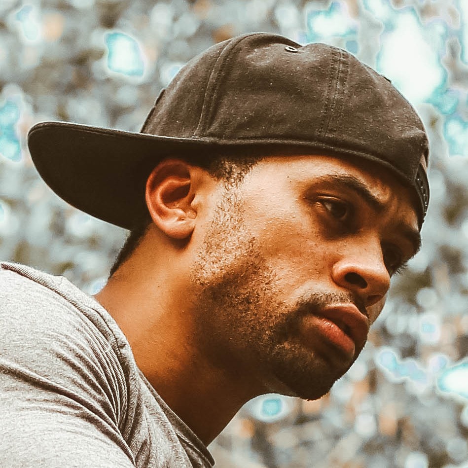 casely | Twitter, Instagram, Facebook, TikTok | Linktree