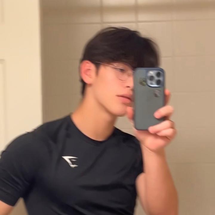 Nicolas Berndt | Instagram, TikTok | Linktree