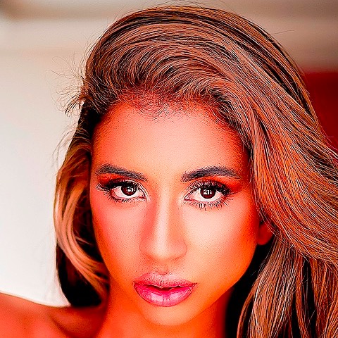 cherryleesamsonofficial | Twitter, Instagram, Facebook | Linktree