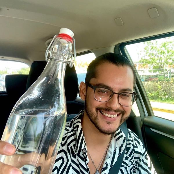 Ivan Saenz | Instagram, Facebook | Linktree