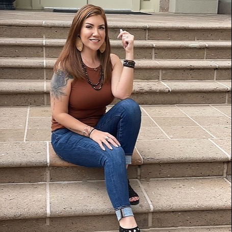 Lauren Dorsey | Instagram, Facebook, TikTok | Linktree