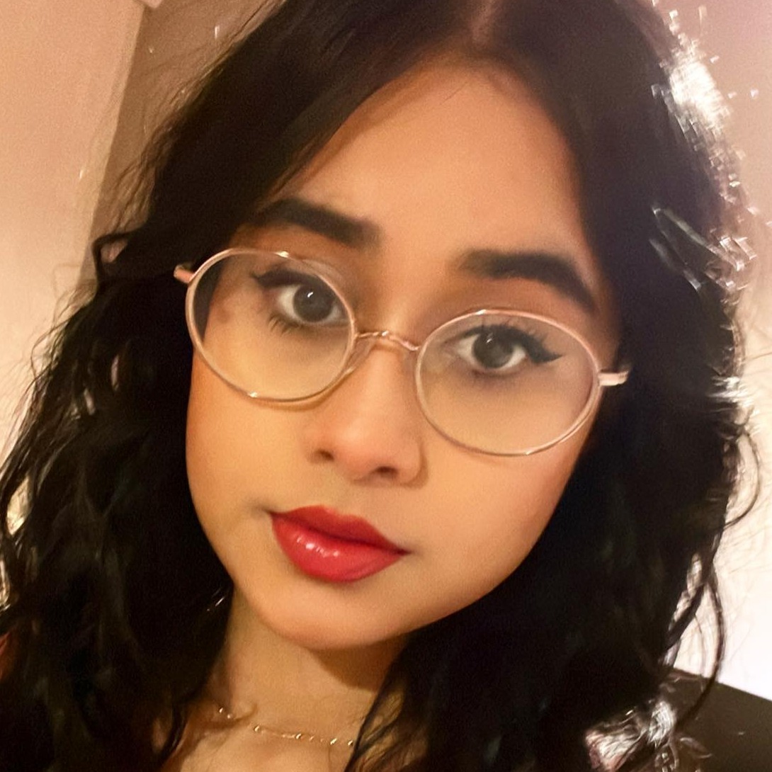 Mishell | Twitter, Instagram, Facebook, TikTok, Twitch | Linktree