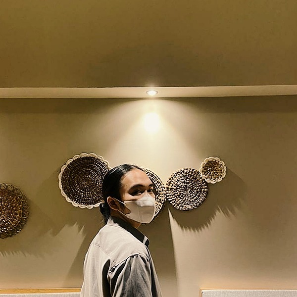 Razan | Instagram, Spotify | Linktree