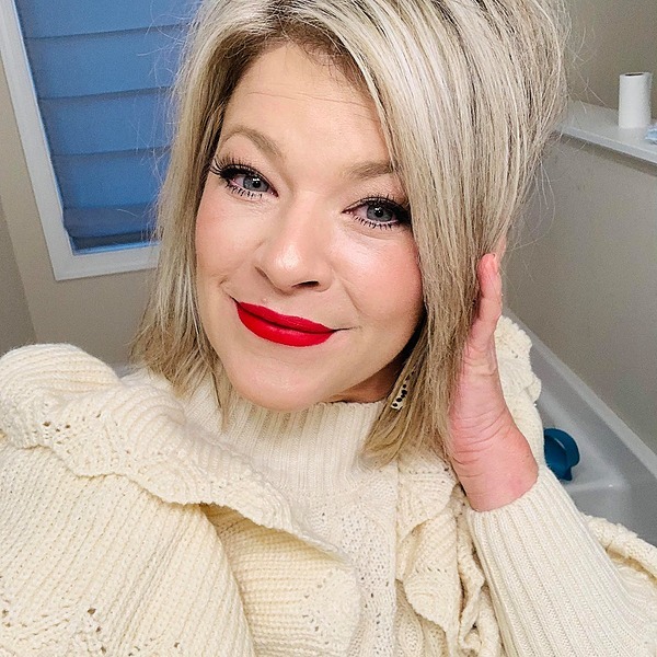 Stephanie Carter | Instagram, Facebook | Linktree