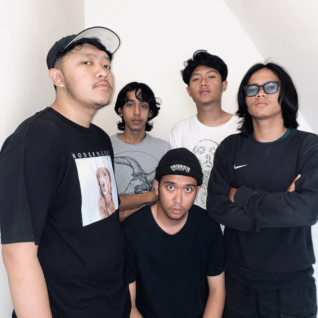 KANÉ | Twitter, Instagram | Linktree