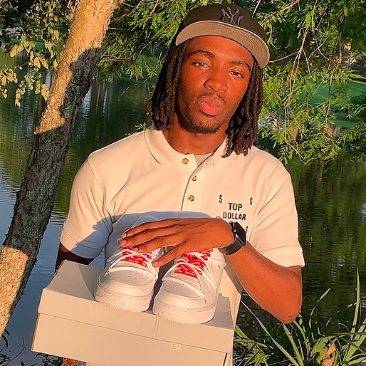 Dontrell W | Instagram, Twitch | Linktree