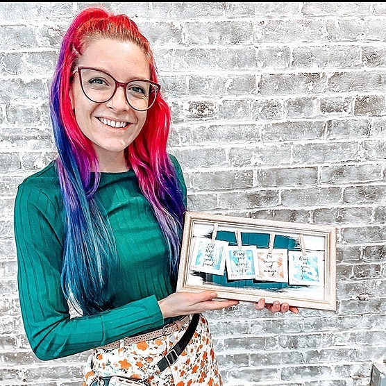 Emilyaicher | Instagram, TikTok | Linktree