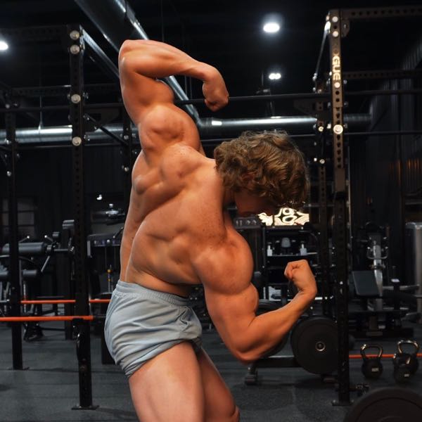 Bodybuilder / Trainer | Instagram | Linktree