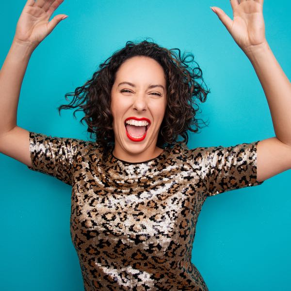 Alex Phipps: Links | Twitter, Instagram | Linktree