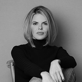 Lara Nesteruk | Twitter, Instagram, Facebook | Linktree