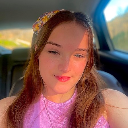 Libby | Twitter, Instagram, TikTok, Twitch | Linktree