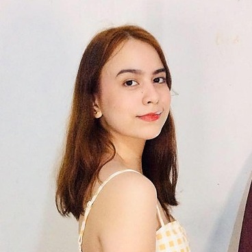 Anna Louise | Instagram, TikTok | Linktree