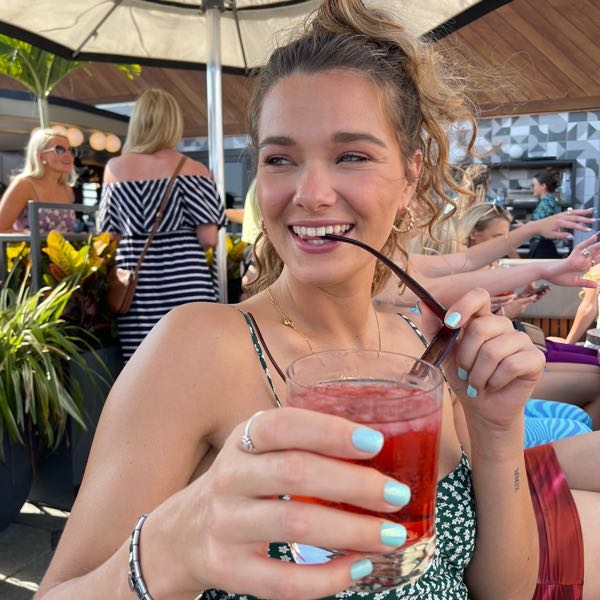 Foot Model Linzi - Find Foot Model Linzi Onlyfans - Linktree