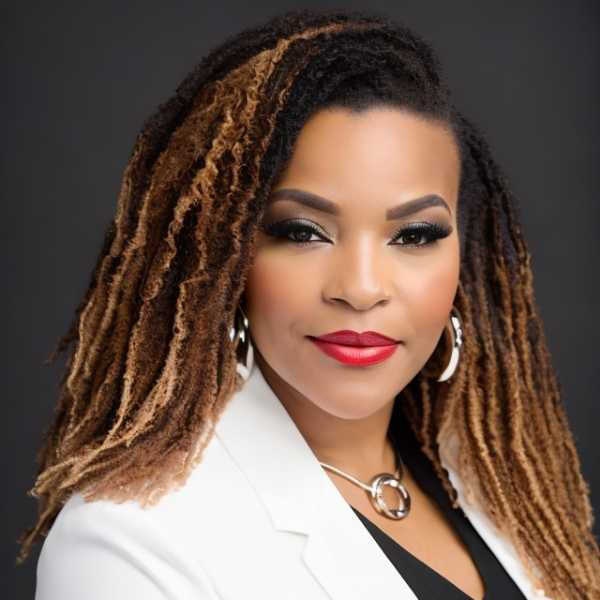 Kandra Haslem | Loan Officer | Instagram, Facebook, TikTok | Linktree