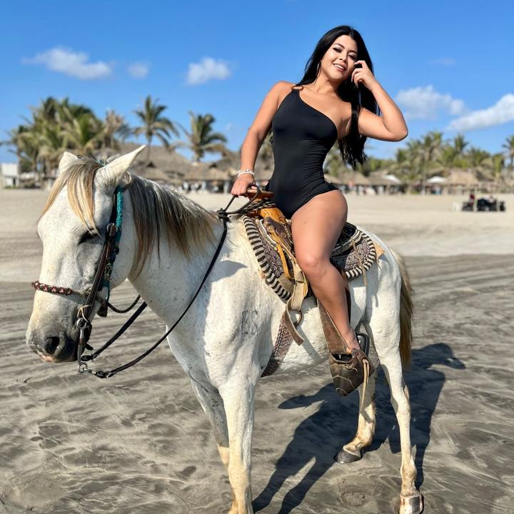 Stephanie Serrano - Find Stephanie Serrano Onlyfans - Linktree