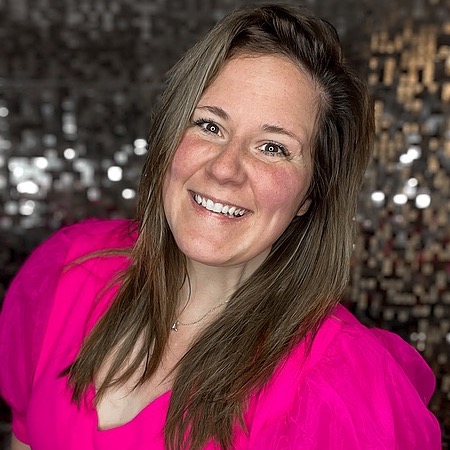 Ali Schneider | Instagram, Facebook, TikTok | Linktree