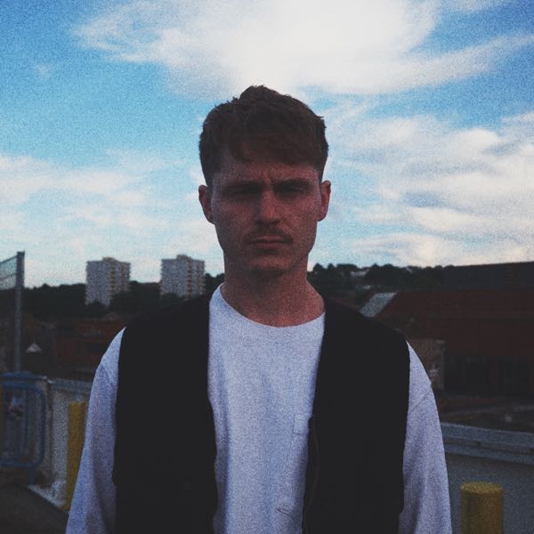 FROWN | Twitter, Instagram, Spotify, TikTok | Linktree