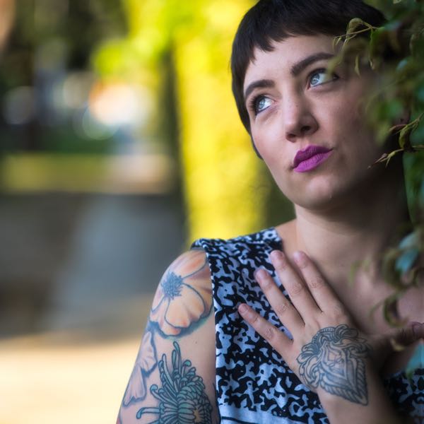 Nicki Fuchs @NickiFuchsComedy | Linktree