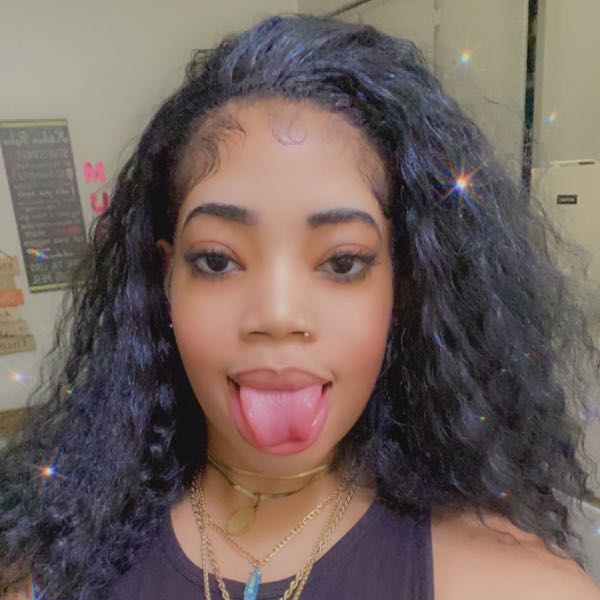 Vona | TikTok, Twitch | Linktree