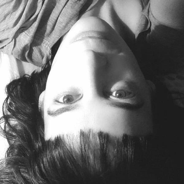 @_veronica_loza - Listen on Spotify - Linktree