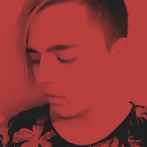 Atoyo | Twitter, Instagram, YouTube, Spotify | Linktree